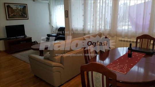 Izdavanje stanova od vlasnika Novi Beograd | Halo oglasi