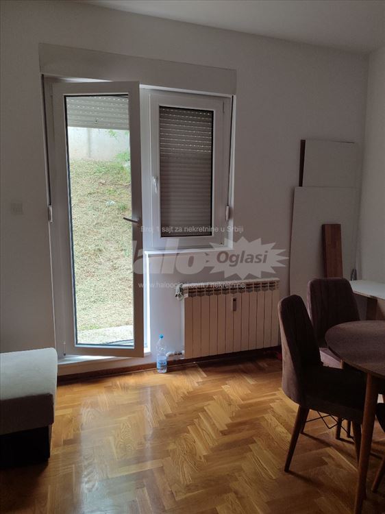 Izdajem stan | Halo Oglasi