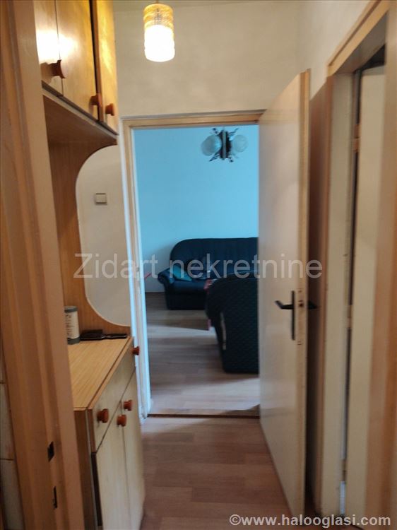 Karaburma, Vojvode Micka Krstića, 3.5, 66m2, uknji | Halo Oglasi