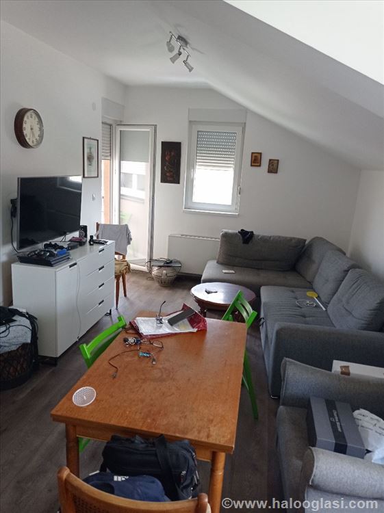 Beograd, Zemun, Plavi horizonti | Halo Oglasi