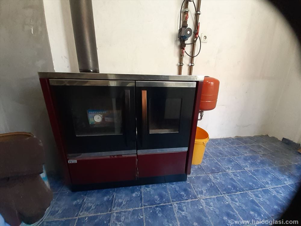 Peć za etažno grejanje + dodatni instrumenti | Halo Oglasi