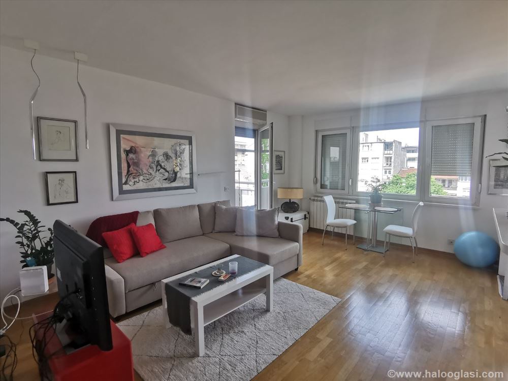 Slavija skver | Halo Oglasi