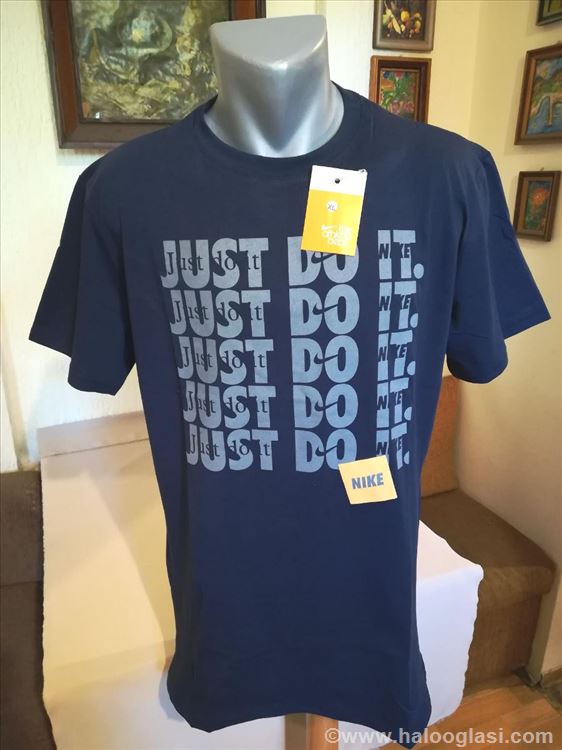 Nova muška markirana majica Nike teget xl novo | Halo Oglasi