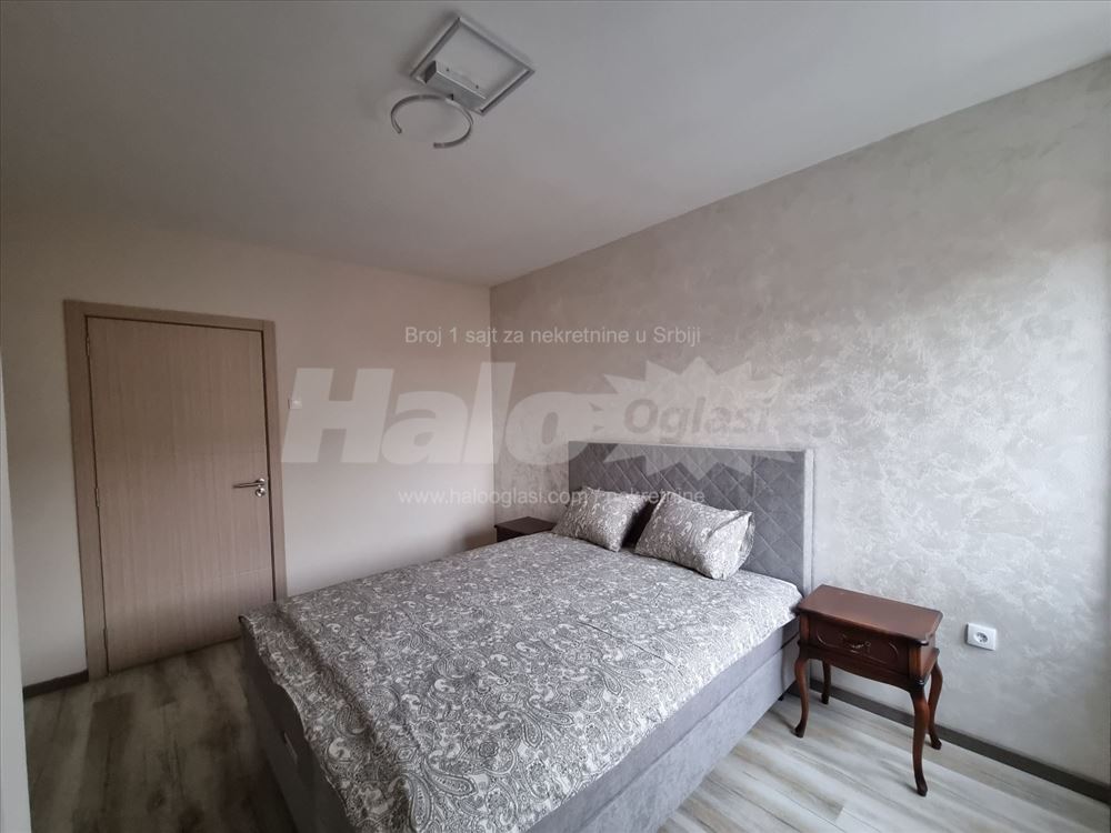 Novosadski Sajam-Banatic Kompletno renoviran 66m2 | Halo Oglasi