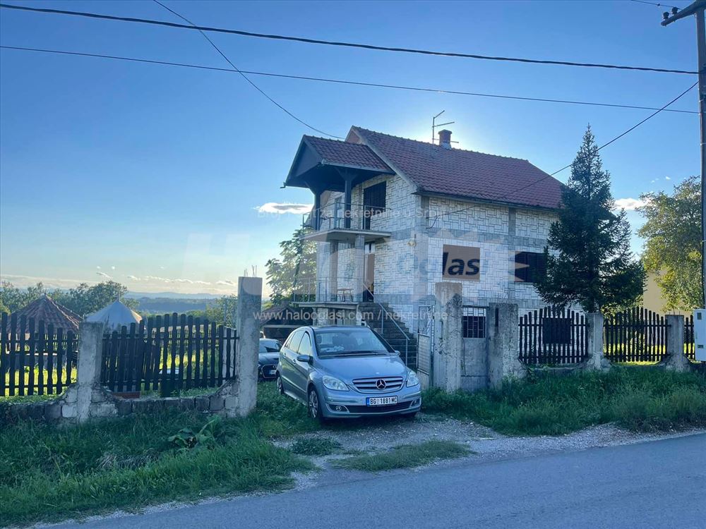 Izdajem/prodajem kucu u Bacevcu | Halo Oglasi