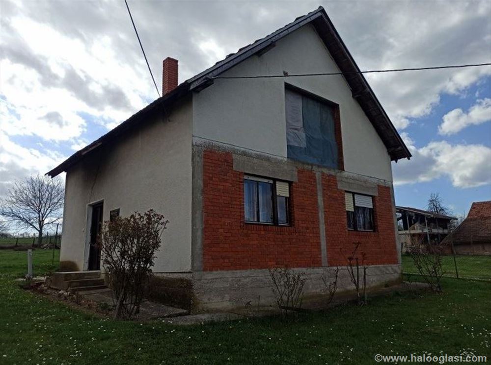 Kuca okolina Topole | Halo Oglasi