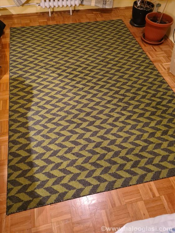 Zeleni tepih | Halo Oglasi