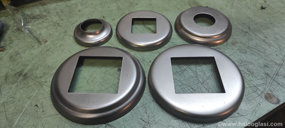 Bravarske rozetne za cev 60X60 mm metalne i alu | Halo Oglasi