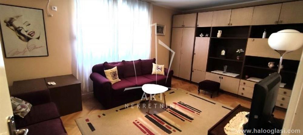 Karaburma, Husinskih rudara, 62m2 ID#5737 | Halo Oglasi