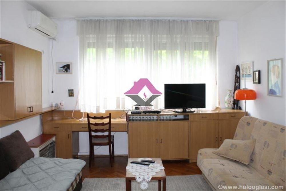Stari grad, Dorćol, 37m2+terasa, uknjižen ID#1372 | Halo Oglasi