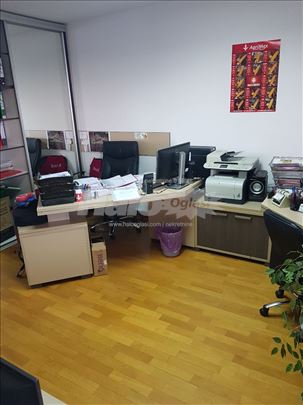 Izdavanje kancelarija i kancelarijskog prostora Novi Beograd | Halo oglasi