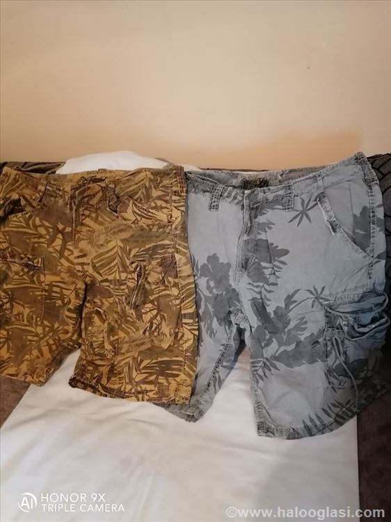 2 para bermuda Fishbone | Halo Oglasi