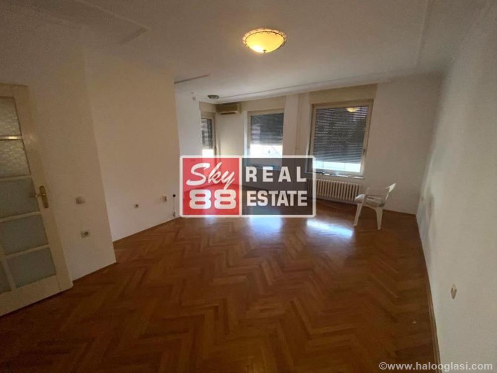 2,0 Centar , Stari Grad , Dorcol , Brace Baruh , | Halo Oglasi