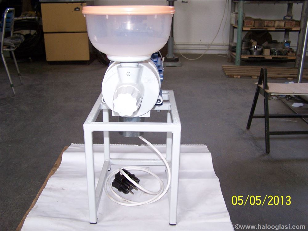 Mlin za mlevenje maka | Halo Oglasi