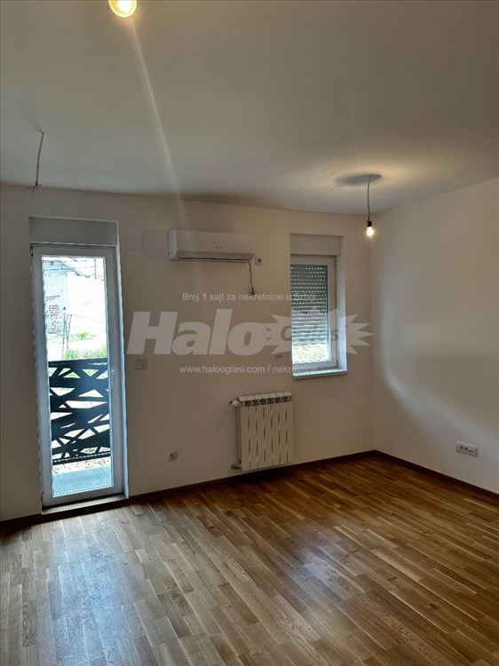 Prodaja Lux stana Ustanička | Halo Oglasi