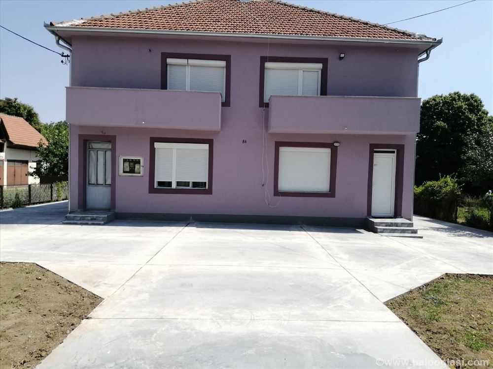 Lepa kuća za život van gradske gužve | Halo Oglasi