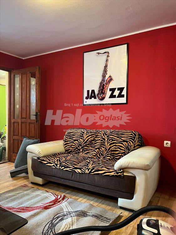 Dvosoban stan,namesten,Vojvode Micka Krstica,Karab | Halo Oglasi