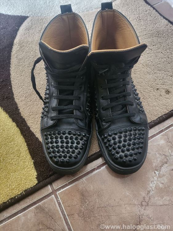 Christian Louboutin kožne patike | Halo Oglasi