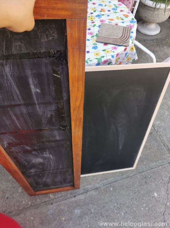 Table za reklamu | Halo Oglasi