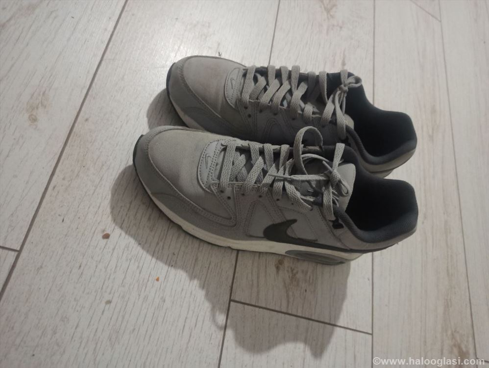 Prodajem sive Air Max patike | Halo Oglasi