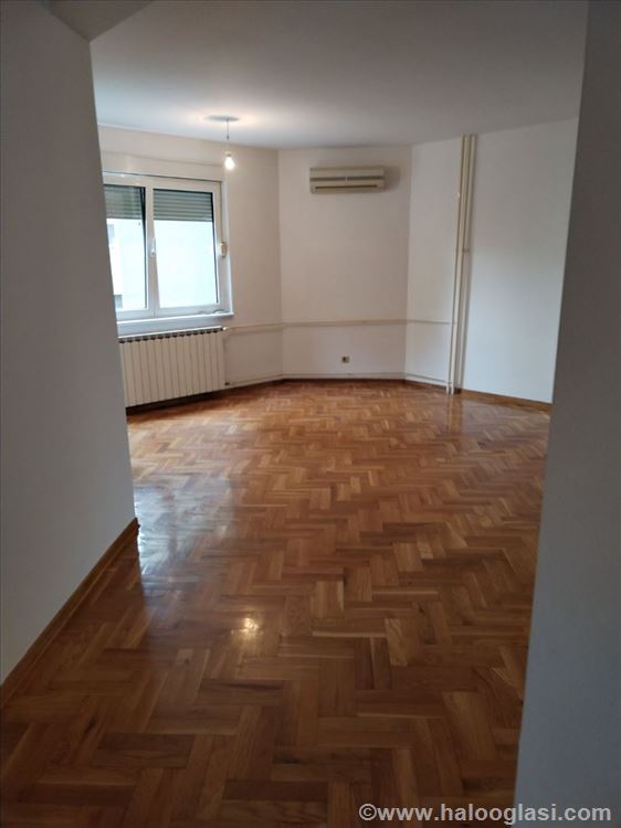 Dorćol, Stari grad, trosoban stan , Skenderbegova | Halo Oglasi