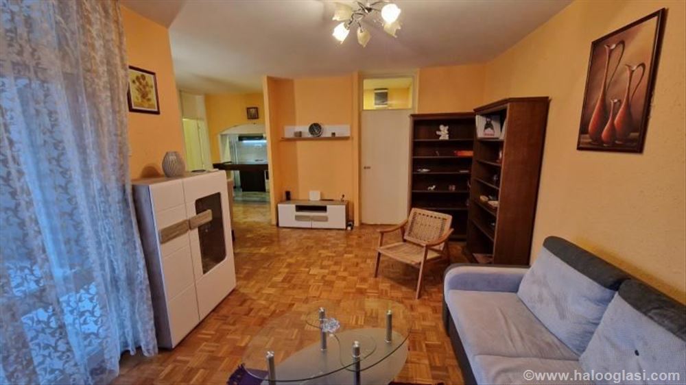 Prodaje se stan,Banjica ID#1328 | Halo Oglasi