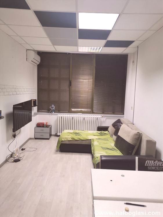 BLOK 44 KOD PIRAMIDE | Halo Oglasi