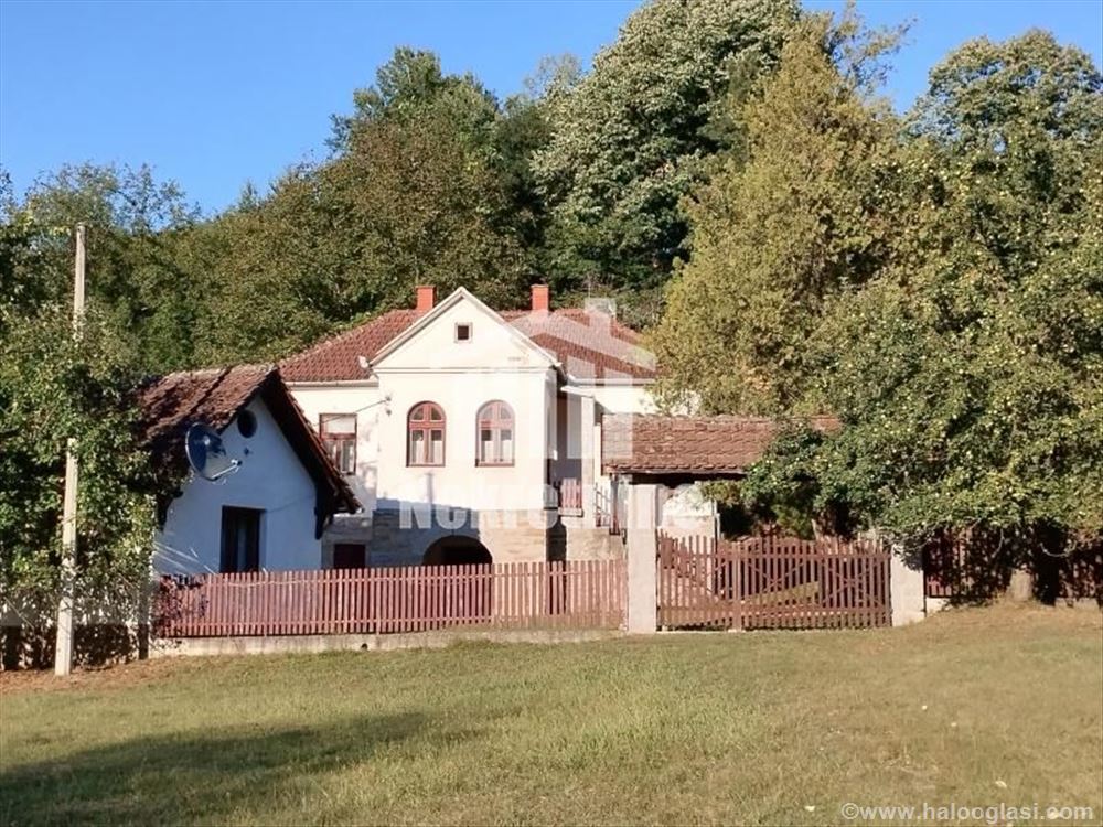 Ljig, Slavkovica, 2 kuće na placu od 73 ara ID#121 | Halo Oglasi