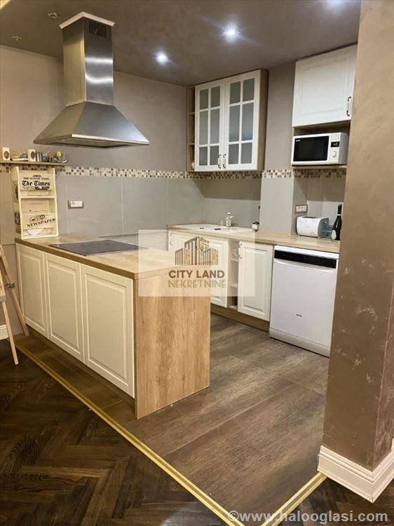 - Čukarica sf 550 | Halo Oglasi