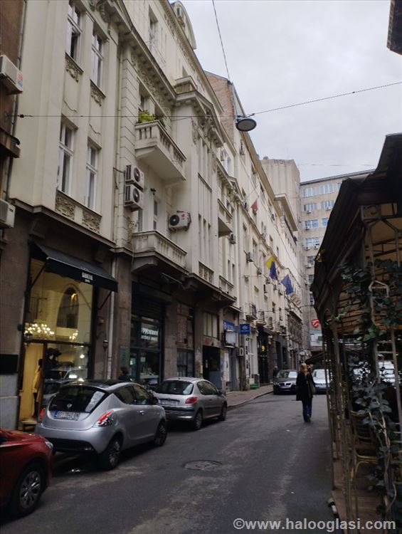 Luksuzan salonac Terazije 4,5-soban | Halo Oglasi