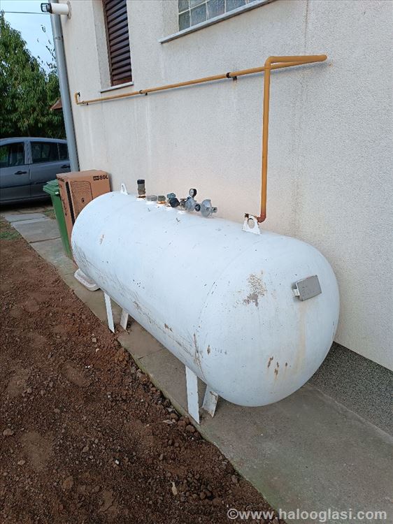 Polovna cistera na prodaju | Halo Oglasi