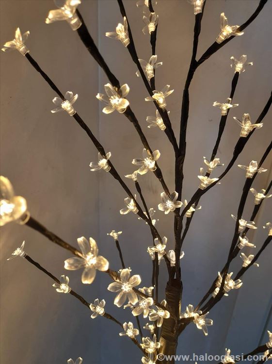 Svetleca LED lampa | Halo Oglasi
