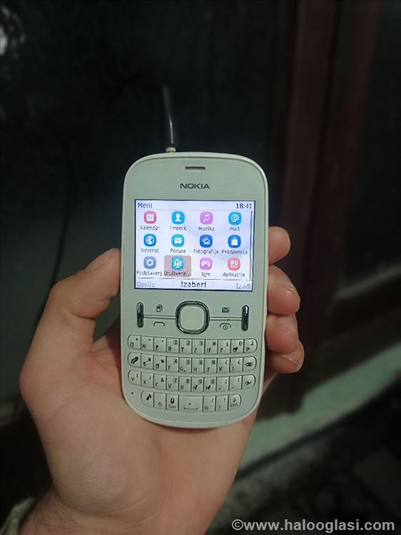 Nokia 200 | Halo Oglasi