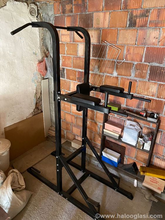 Vratilo za zgibove, propadanja i sklekove | Halo Oglasi