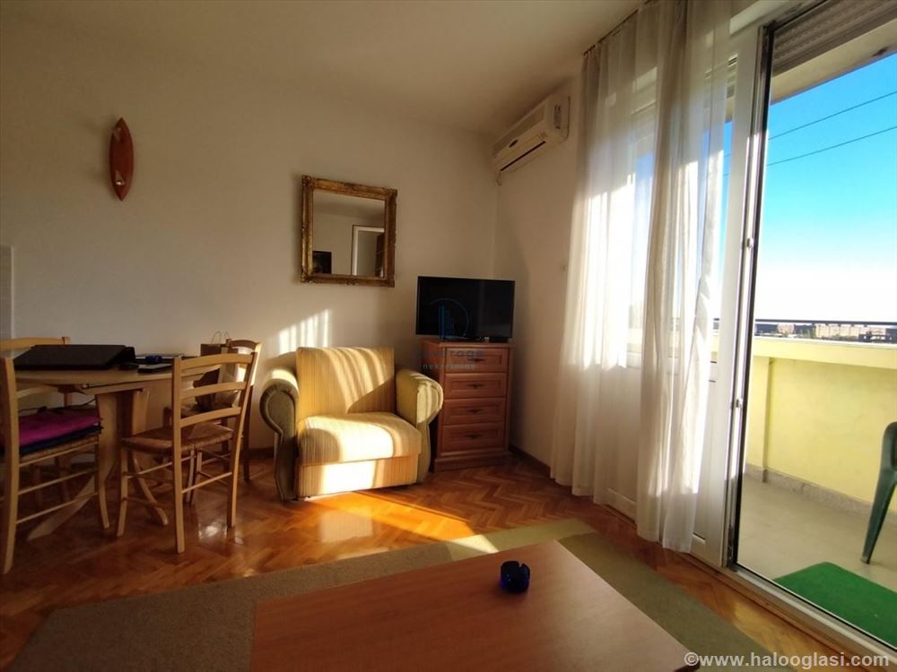 Botanička bašta, Šajkaška, 26+4 m2 | Halo Oglasi