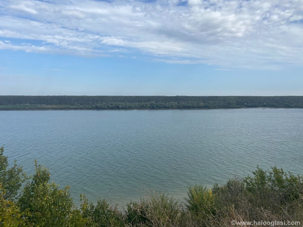 Plac Surduk, Surduk,53 a, Stara Pazova | Halo Oglasi