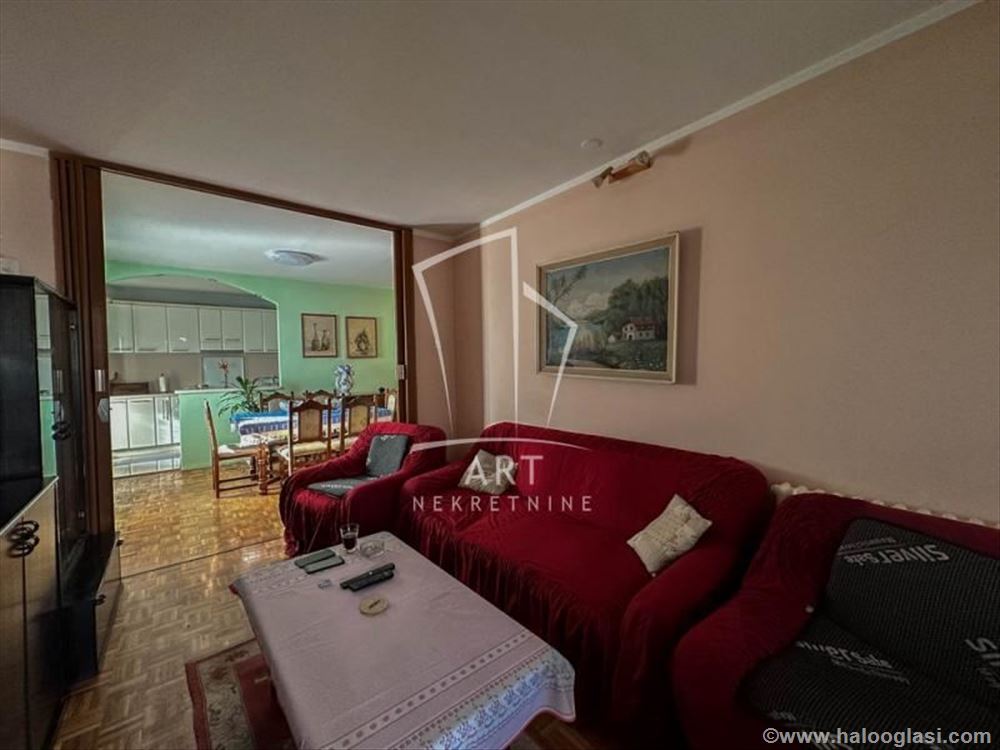 Cerak, Petefijeva, uknjižen 4s ID#6483 | Halo Oglasi