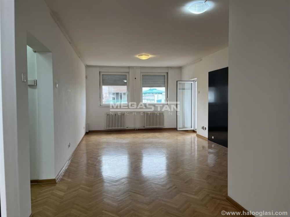 Blok 29-Arena, novija gradnja, odličan | Halo Oglasi