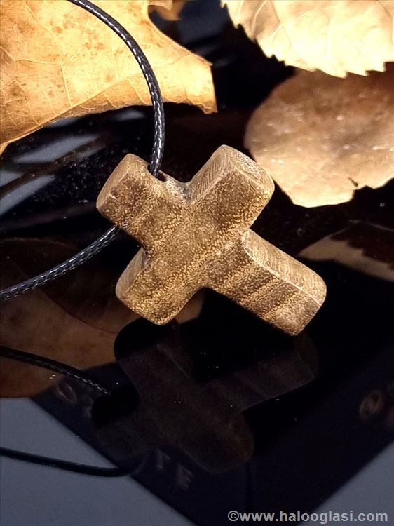 Krstići od fosilnog jasena iz vode | Halo Oglasi