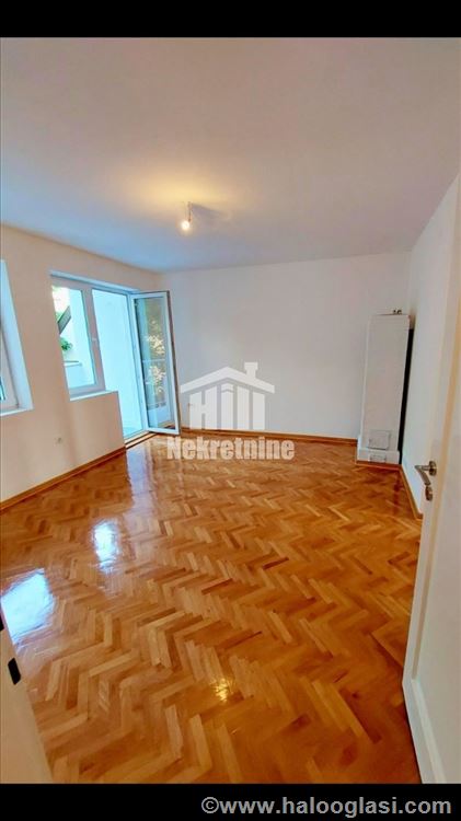 Šumadijski trg trosoban lux stan ID#1262 | Halo Oglasi