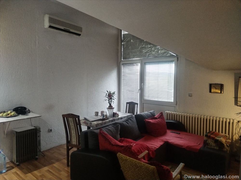 Visnjicka banja, 51m2, zgrada crvena fasadna cigla | Halo Oglasi