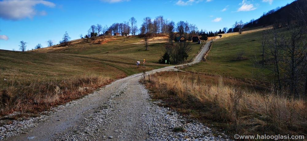 Povlen-Makovište 47,5 ari, uknjiženo | Halo Oglasi
