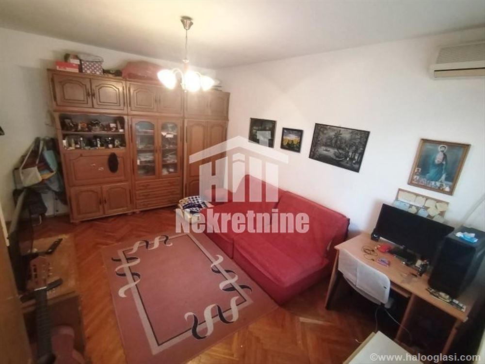 Funkcionalan stan u Paviljonima ID#1276 | Halo Oglasi