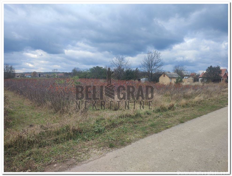 Plac, Inđija, Novi Slankamen, Dunavska | Halo Oglasi