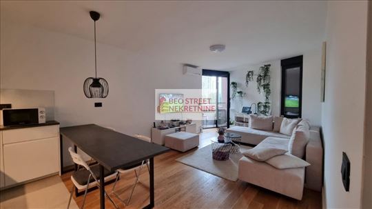 Prodaja stanova Crveni krst | Halo oglasi