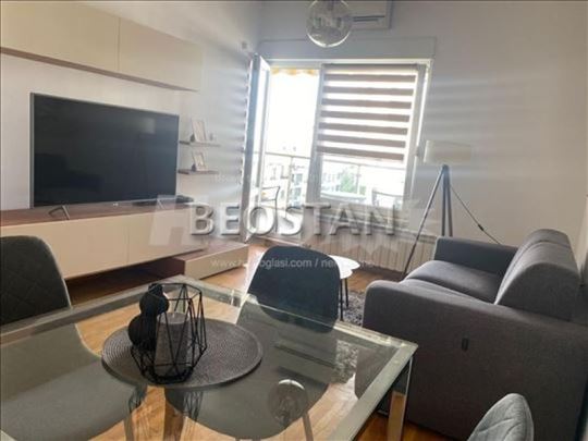 Izdavanje stanova Blok 63 | Halo oglasi