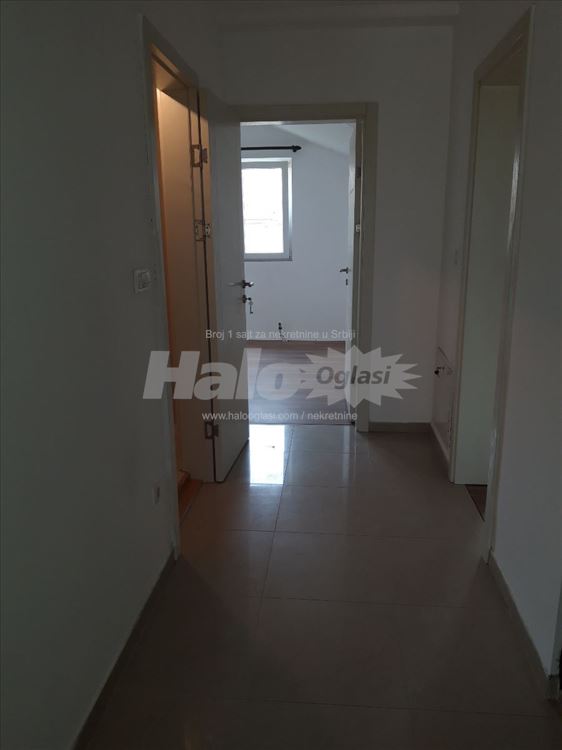 Izdajem stan | Halo Oglasi