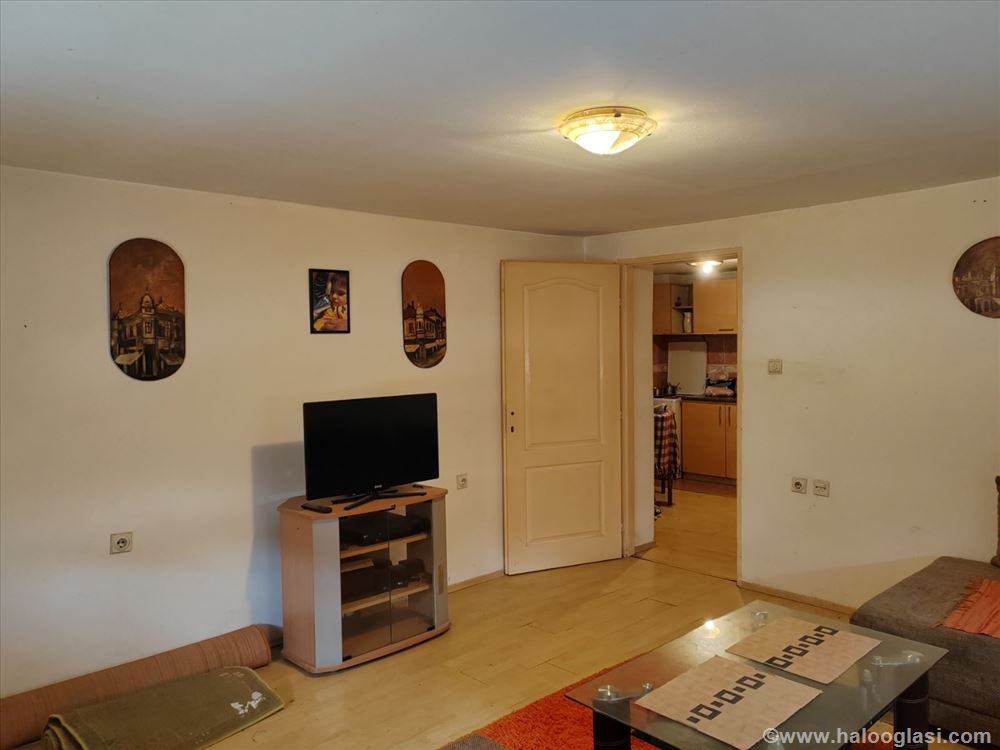 Kuća - Ledena stena | Halo Oglasi