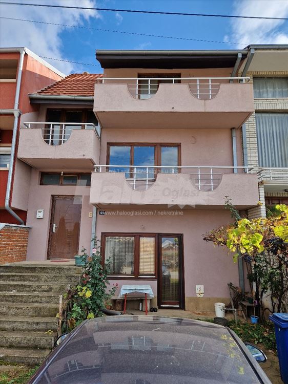 Niš, Ledena stena, Kuća na prodaju | Halo Oglasi