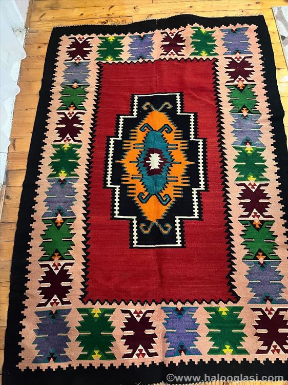 Ručno tkani ćilimi stari preko 60 godina | Halo Oglasi